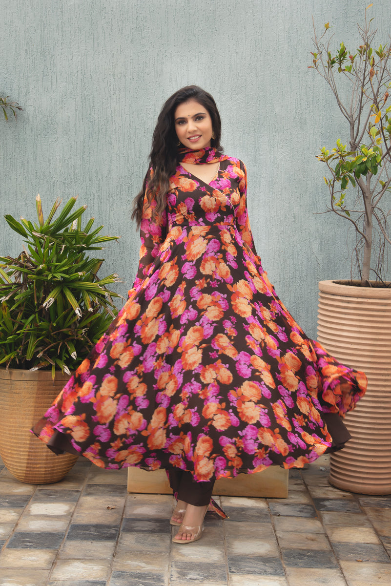 Alak Gulab Suit Set – BhaviniParis