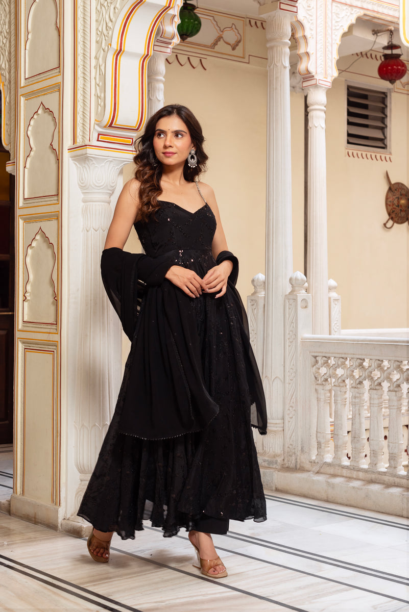 Monika Suit Set – BhaviniParis